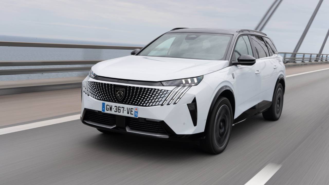 Stellantis, 30 yeni hibrit model piyasaya sürecek! - NEBUNE